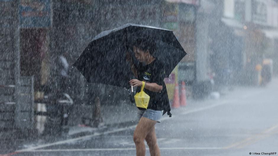 Hong Kong receives heaviest rainfall in 140 years