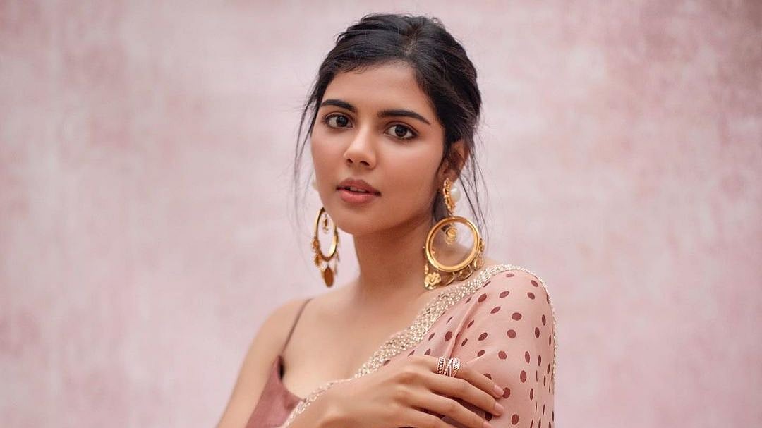 Kalyani Priyadarshan Dazzling Clicks in Saree | Visual Story