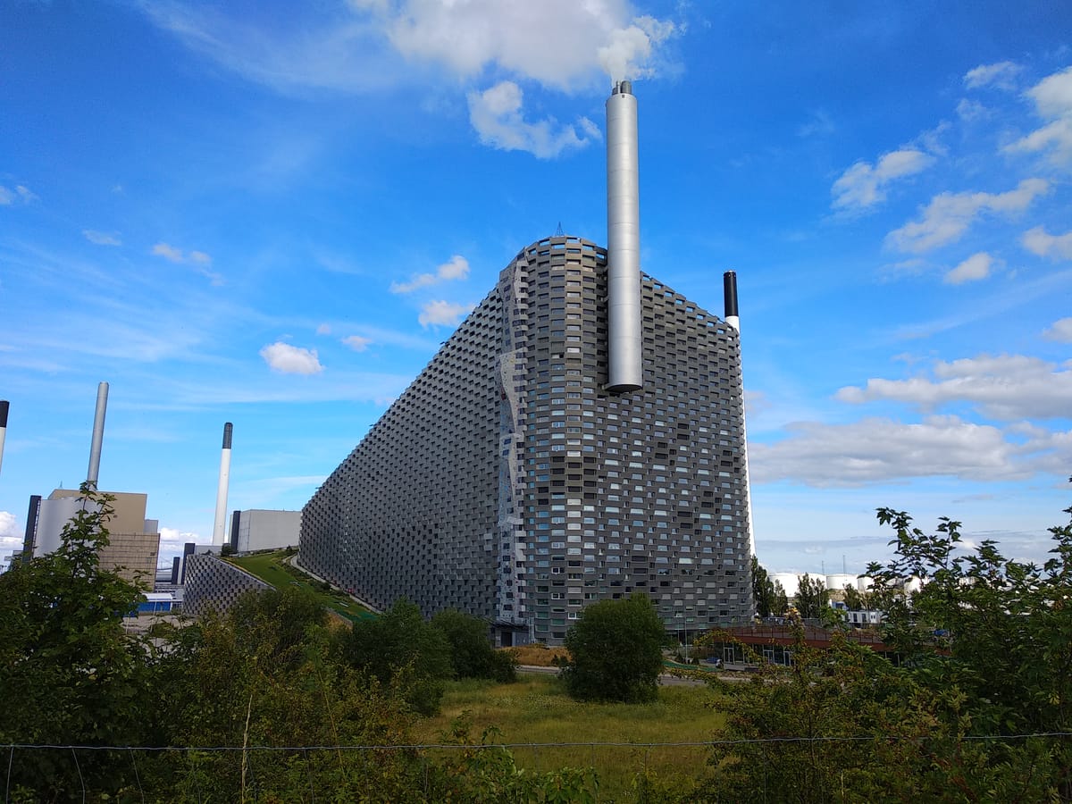 This Copenhagen Power Plant Comes With A Ski Slope