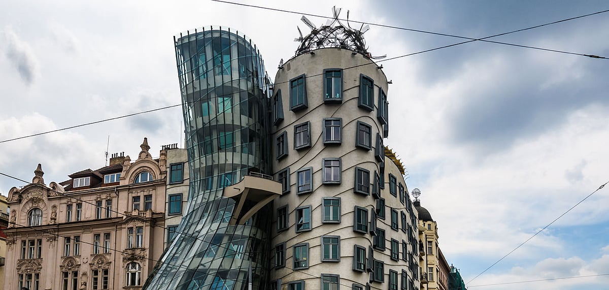10 Strangest Buildings Around the World
