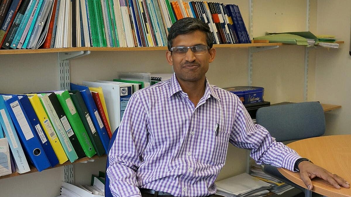 ಆಳ–ಅಗಲ: IIPS ನಿರ್ದೇಶಕರ ಅಮಾನತು- ಅಪ್ರಿಯ ದತ್ತಾಂಶ ಸರ್ಕಾರಕ್ಕೆ ಅಪಥ್ಯವೇ?