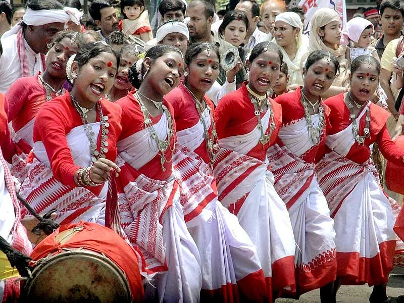 Tea Tribes Of Assam Culture Tradition And Identity