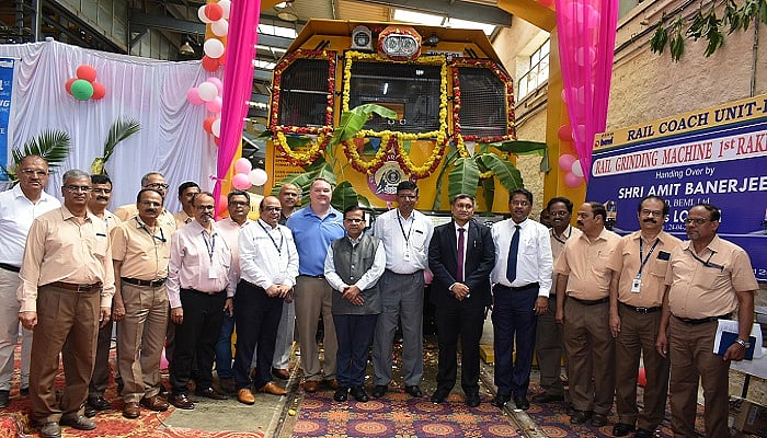 BEML hands over 1st rake of the Rail Grinding Machine to LORAM, USA
