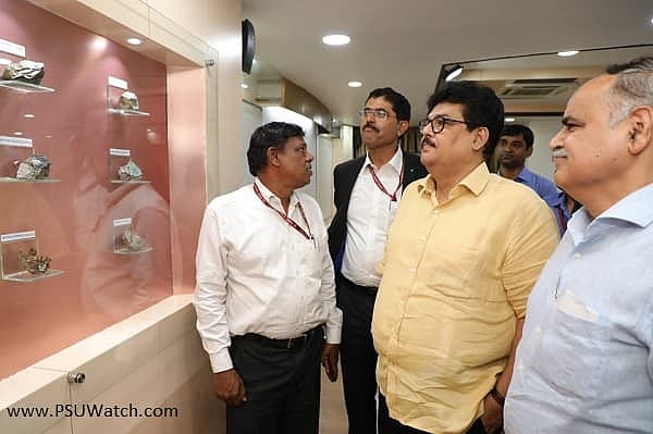 Secretary Mines Alok Tandon (IAS) visits HCL