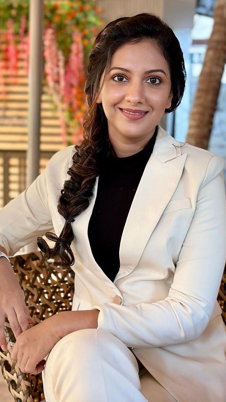 Tejashree Pradhan With Boyfriend