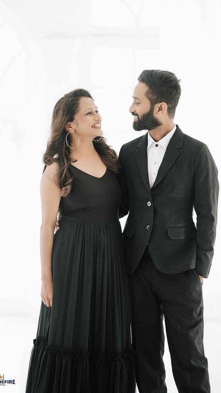 'महाराष्ट्राची हास्यजत्रा' फेम दत्तू मोरेची बायको आहे तरी कोण?| who is ...