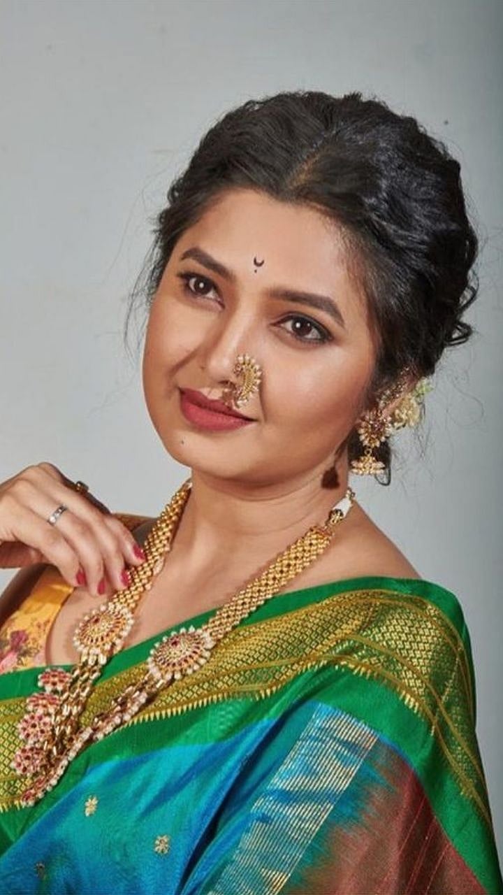 prajakta mali photos| प्राजक्ता माळीचं साडी प्रेम : Prajakta mali saree ...