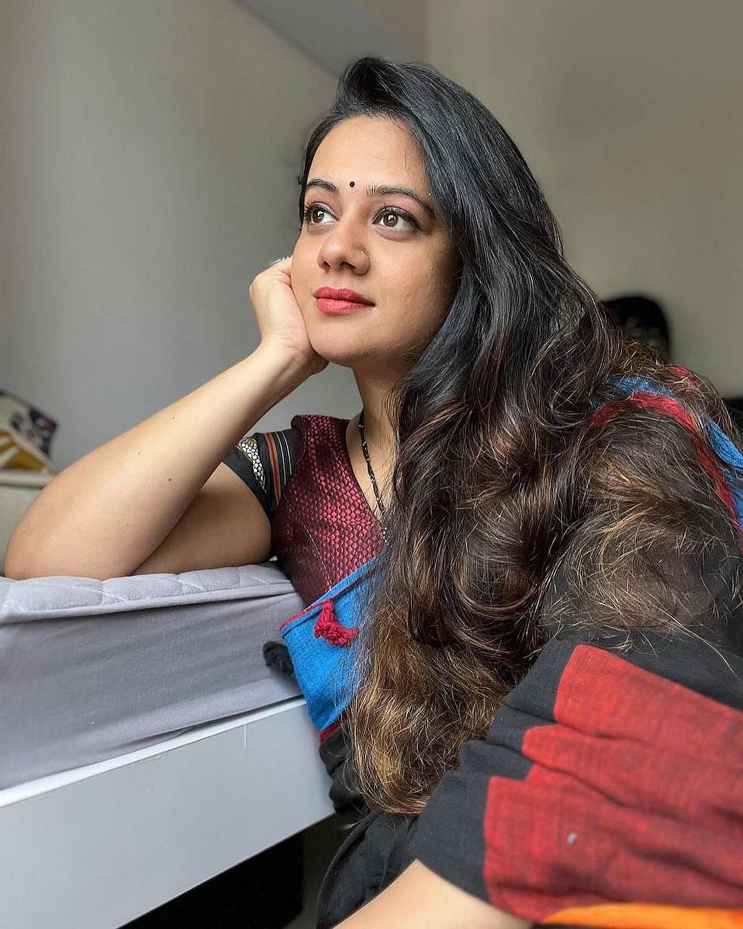 Spruha Joshi: कितवी शिकलीये स्पृहा, माहितीये का?