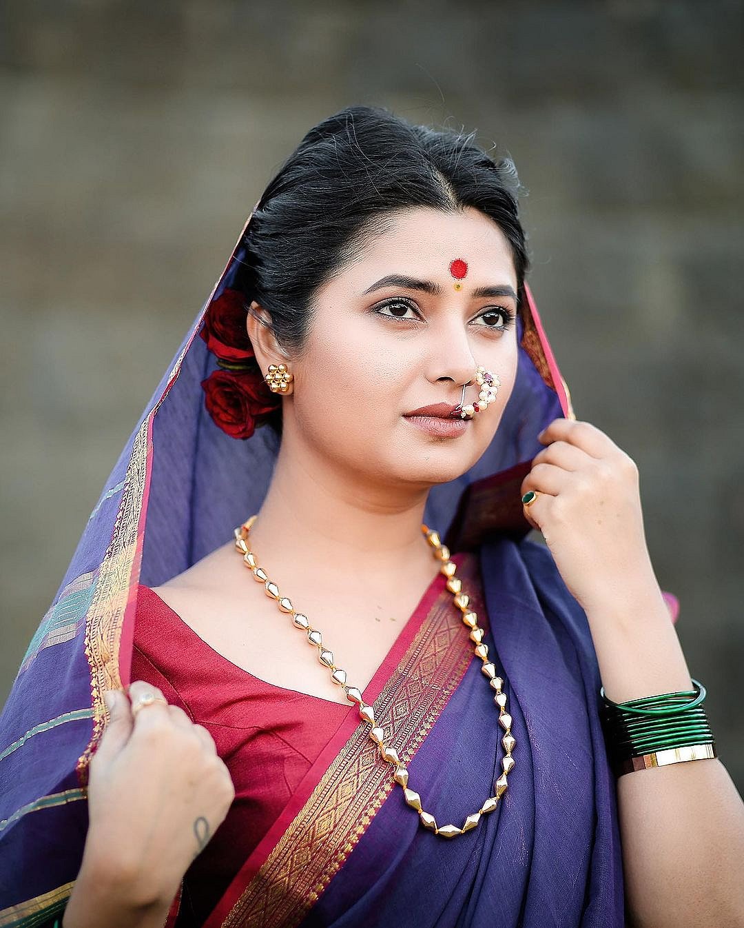 डोक्यावर पदर, नाकात नथ! उमगले रानाला... म्हणत प्राजक्ताचा गावरान तडका ...