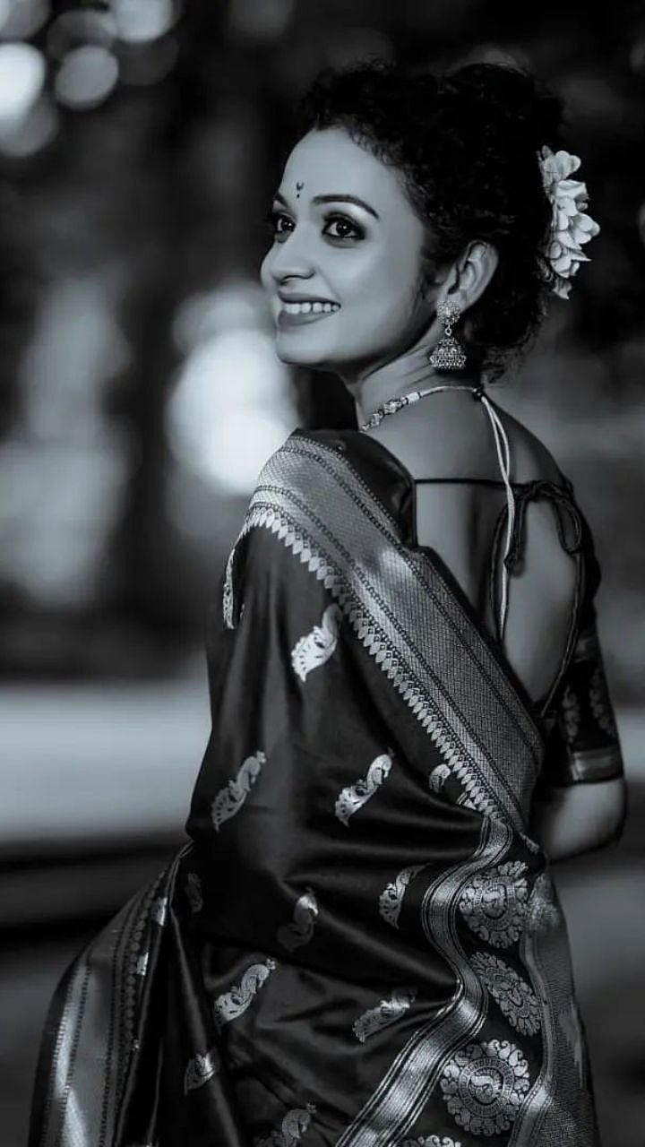 हरवूनी तुझ्यात मी... रश्मीचं सौंदर्य बहरलं|Rashmi Anpat Traditional Look