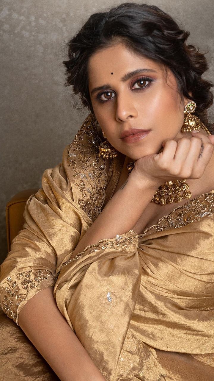 Sai Tamhankar: किती निरागस अन् सालस तुझ सौंदर्य...