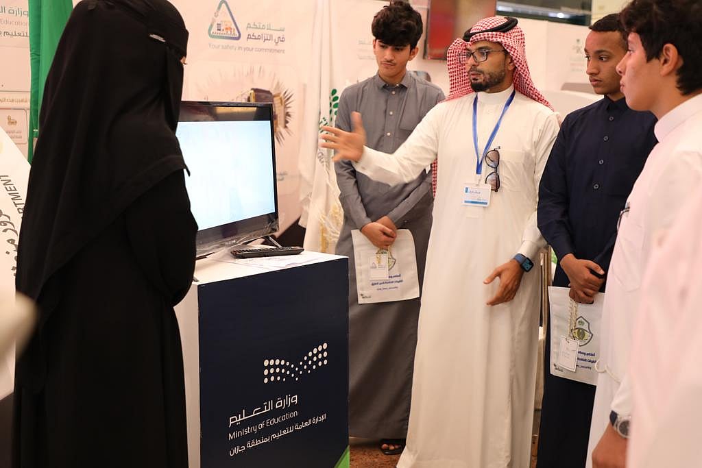 "تعليم جازان" يشارك في حملة السلامة المرورية "سلامتكم في التزامكم ...