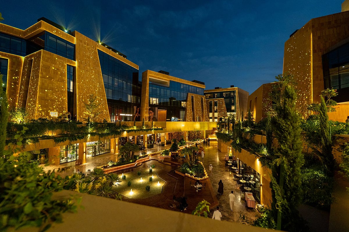 تحتضن أرقى العلامات التجارية.. افتتاح "Via Riyadh" أحدث المناطق ...