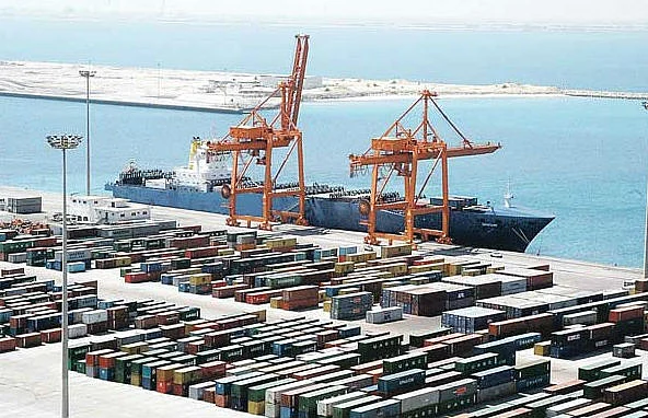 ميناء جدة الإسلامي بالمركز الـ 34 عالميًا في مناولة الحاويات