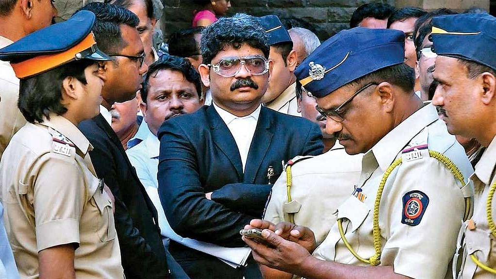 Gunratan Sadavarte News : काहीही न खाता फक्त पाण्यावर राहिल्याचा ...