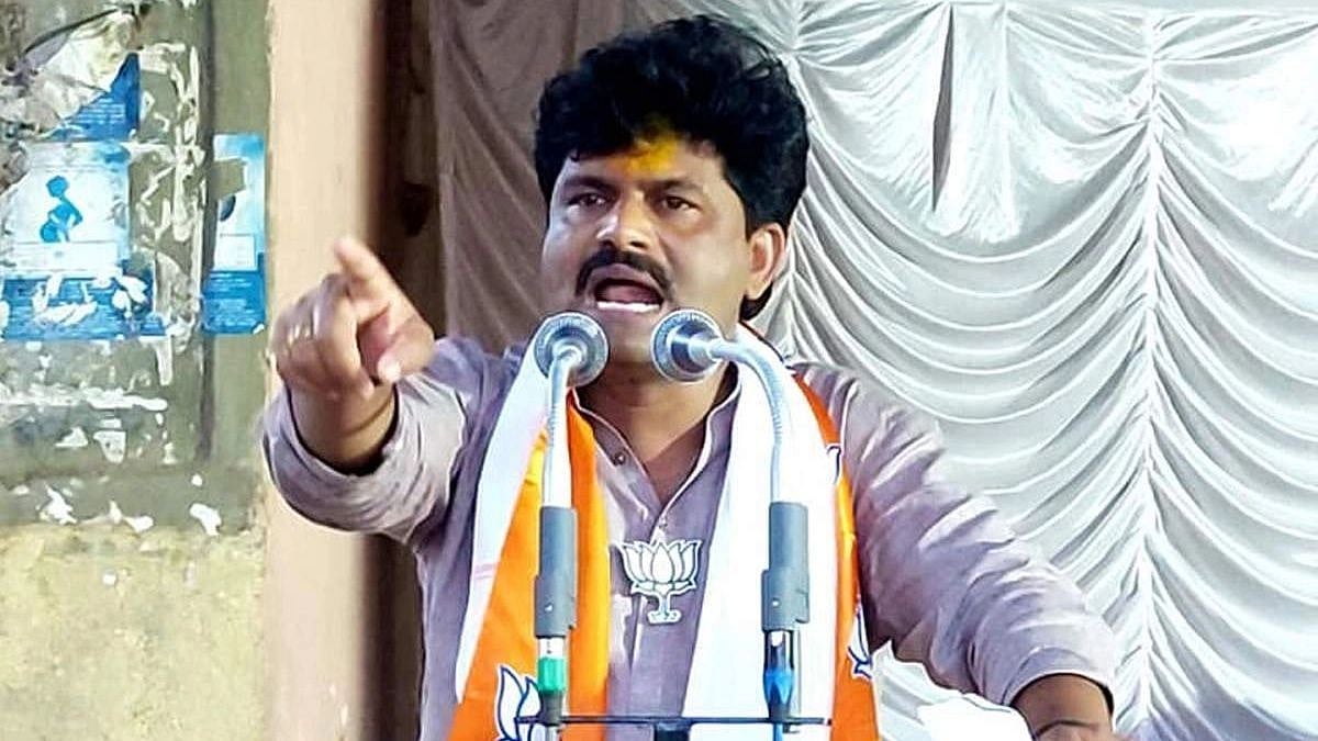 Manda Mhatre Latest News : आमदार मंदा म्हात्रे संतापल्या; त्या ...