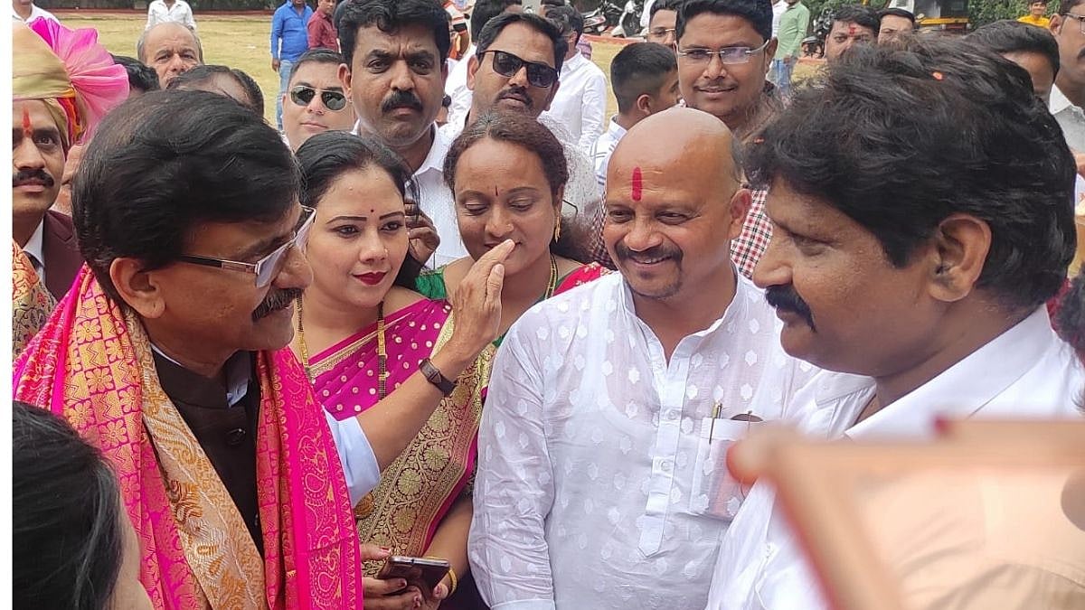 Vasant More latest news |MNS : वसंत मोरेंनी घेतली संजय राऊतांची भेट ...