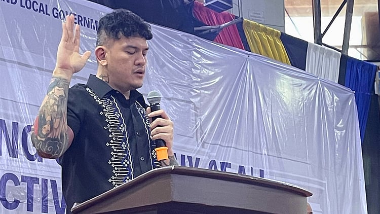 Newly-elected Brgy Officials Advised to Focus on Serving: Mayor Baste ...