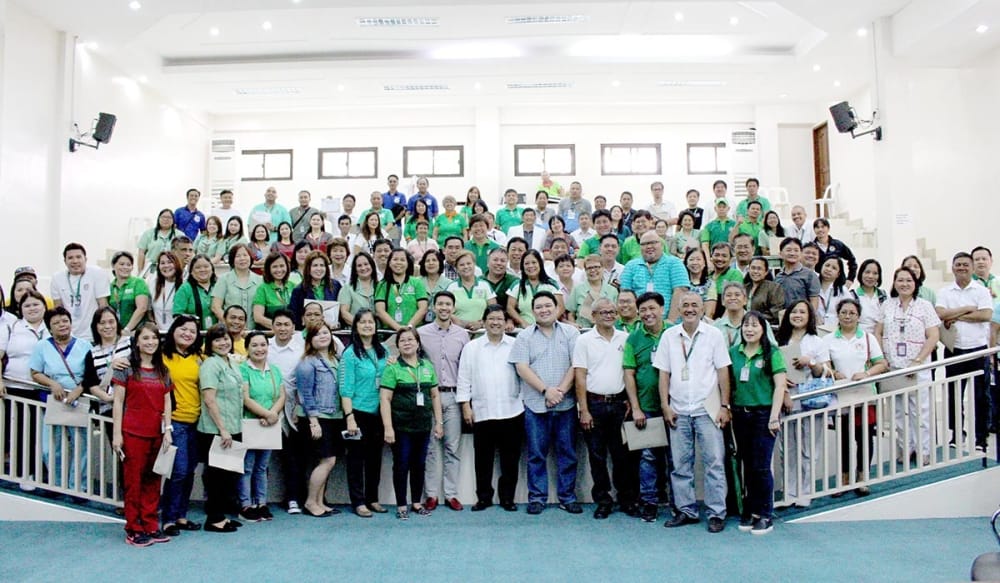 Loyalty awardees feted in Angeles
