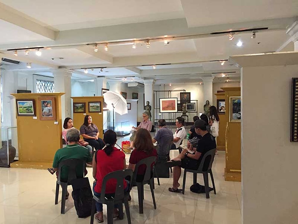 Cebu artists hold free on-the-spot sketching lessons