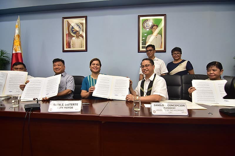 Davao City, UP ink MOA for operation of sports complex