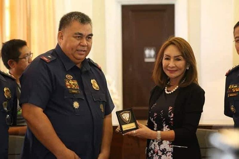 Cebu Governor Gwendolyn Garcia to get two police escorts