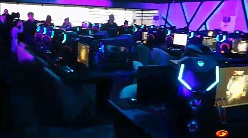 TNC opens biggest cyber cafe in Southeast Asia