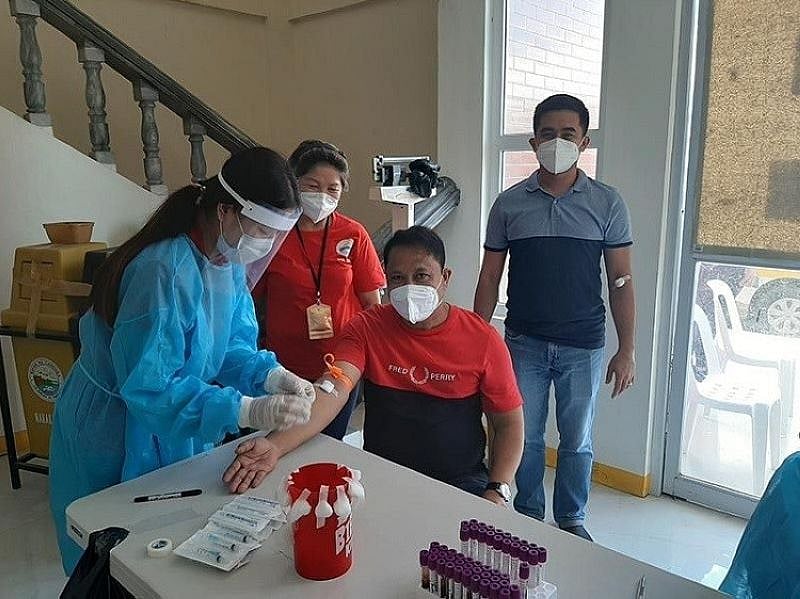 Candaba mayor tests positive for Covid-19