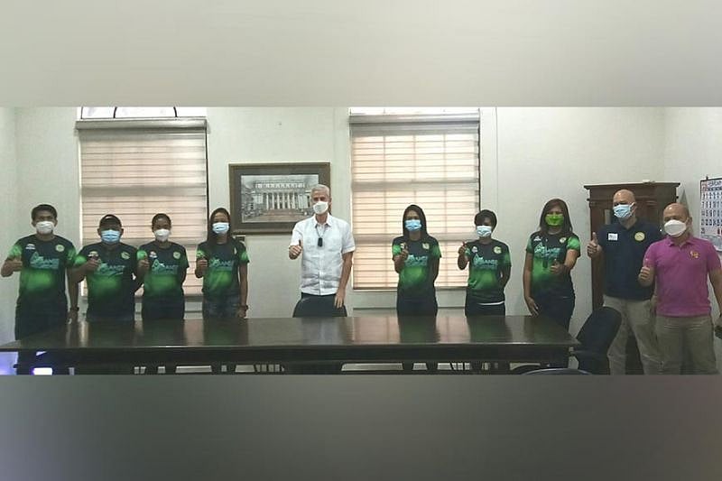 Abanse Negrense spikers off to national tourney