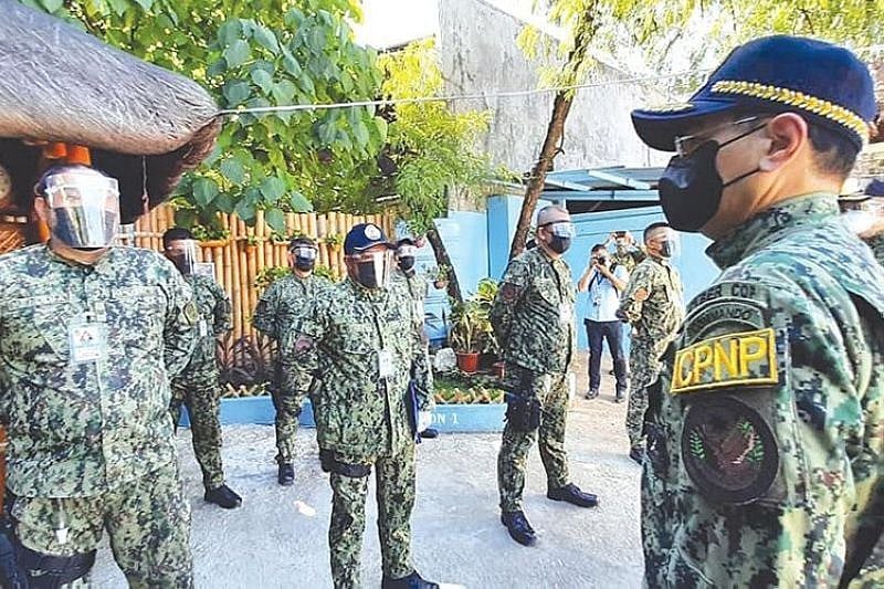 PNP chief praises ‘clean’ state of Mandaue City Police Station 1