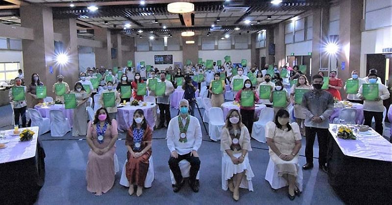 Governor Eugenio Jose Lacson: Move to create Negros Island Region ...