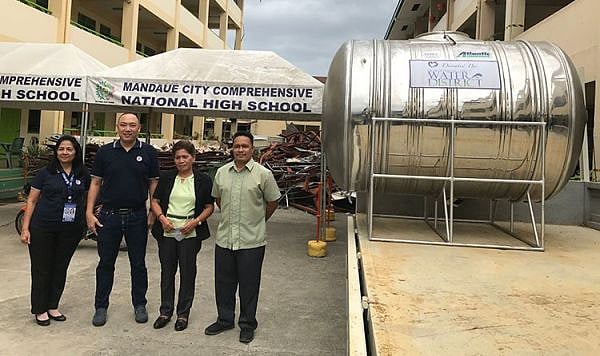 MCWD donates water tank to Mandaue City Comprehensive National High School