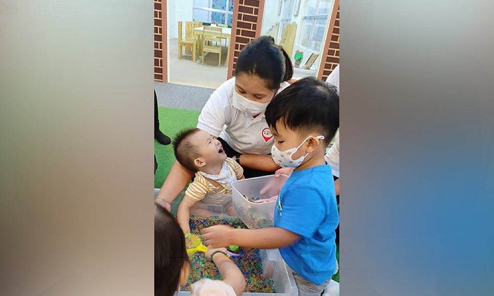 Happy plays are here again