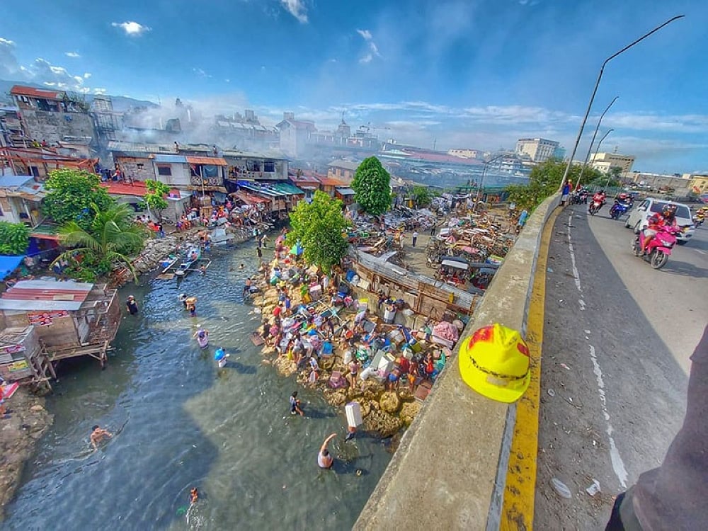 IN PHOTOS: Fire hits Barangay Ermita