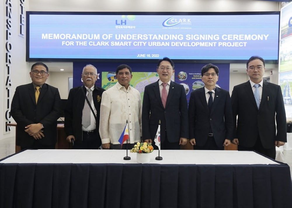 CDC, Korean agency to build smart city in Clark
