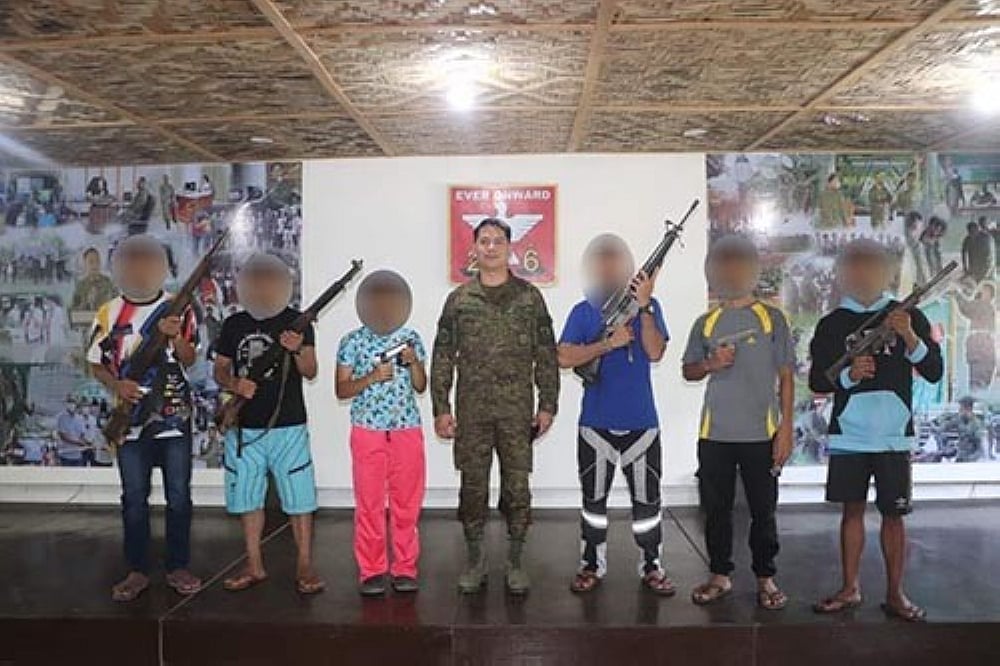 Communist group leader, members surrender in Agusan del Sur