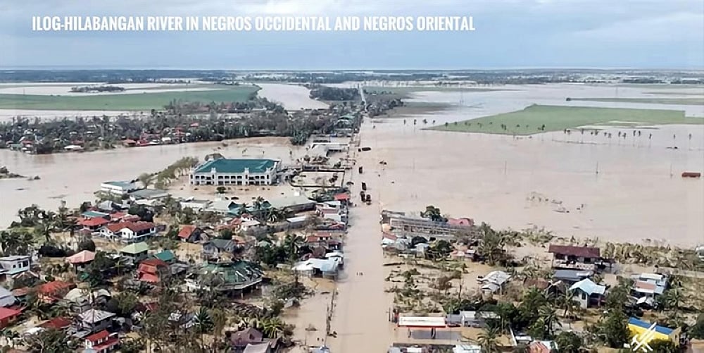 DPWH begins study on 3 new mega flood-control projects for VisMin