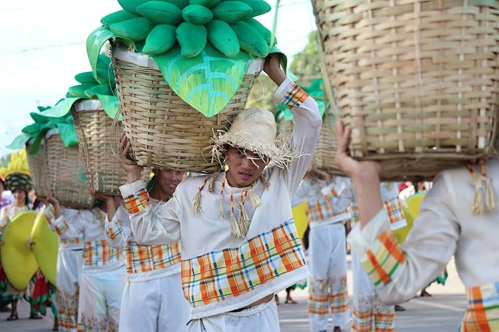 Sibunag's Hubon Balsahan wins 2023 Manggahan Fest cultural competition