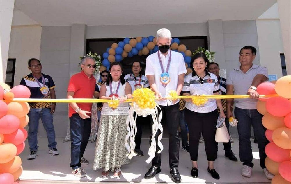 NEW GOVERNMENT CENTER