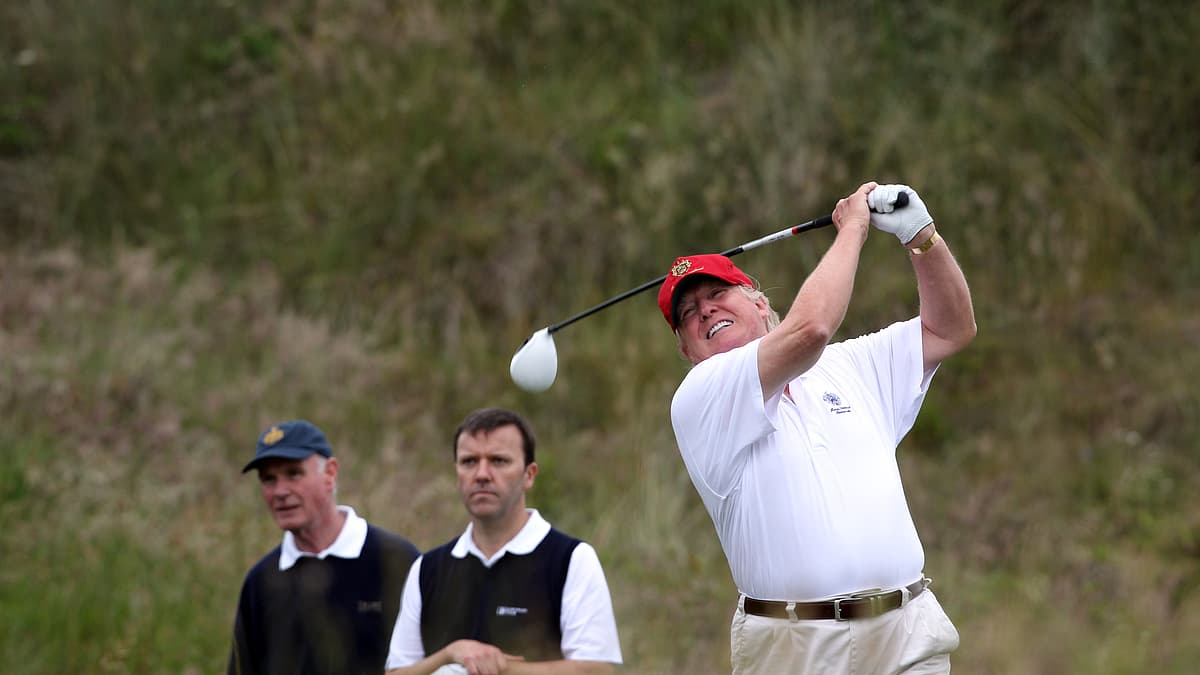 Trump Retweets GIF Showing Him Hitting Hillary Clinton With A Golf Ball