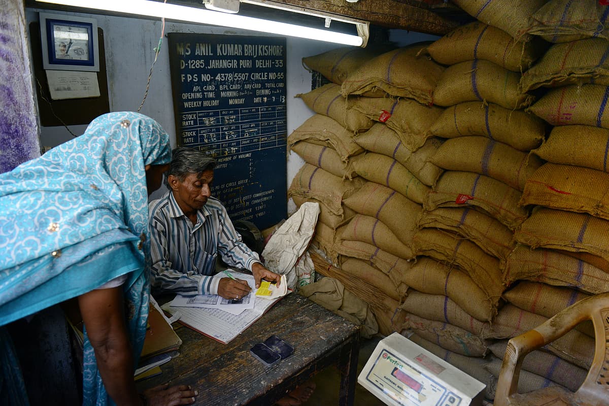 Govt Asks States UTs To Launch Special Drive To Issue NFSA Ration govt-asks-states-uts-to-launch-special-drive-to-issue-nfsa-ration