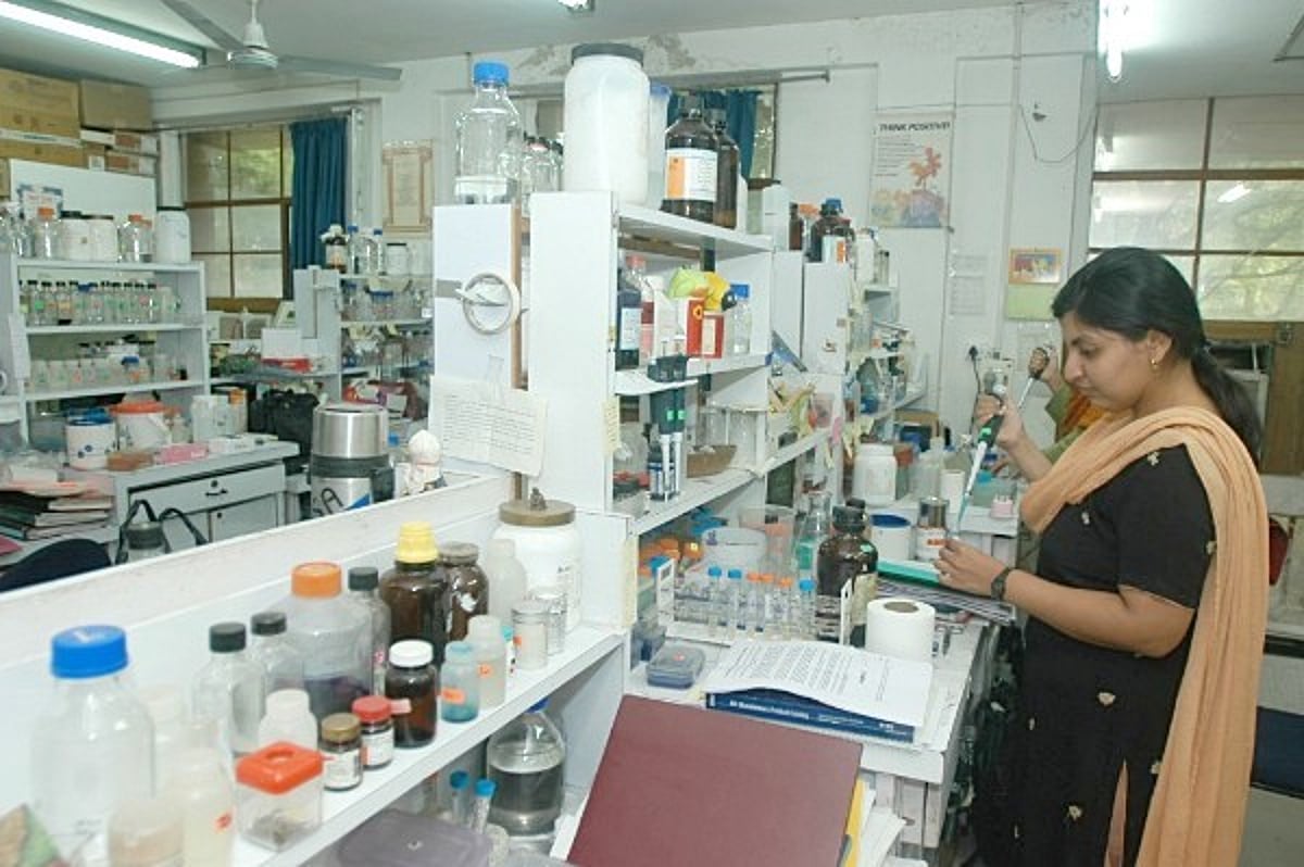 India’s First Biotechnology University Coming Up In Gujarat To Boost ...