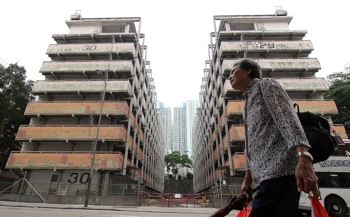 China Stares At A Housing Catastrophe: 55 Million Homes Lie Vacant, At ...