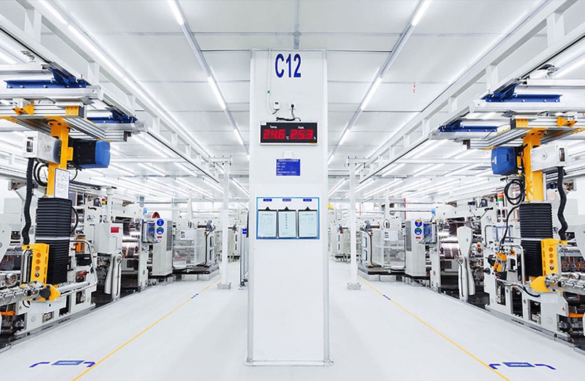 CATL, World's Largest EV Battery Maker, Unveils A New Battery Which Runs On Sodium Instead of ...