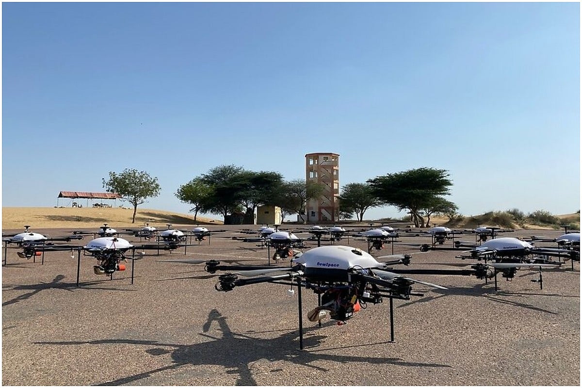Army Awards $15 Million Contract For 100 Swarm Drones To Indian Startup ...