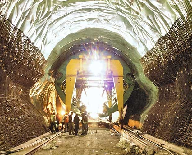NIIF Invests Rs 3,036 crore In Navayuga Quazigund-Banihal Expressway ...