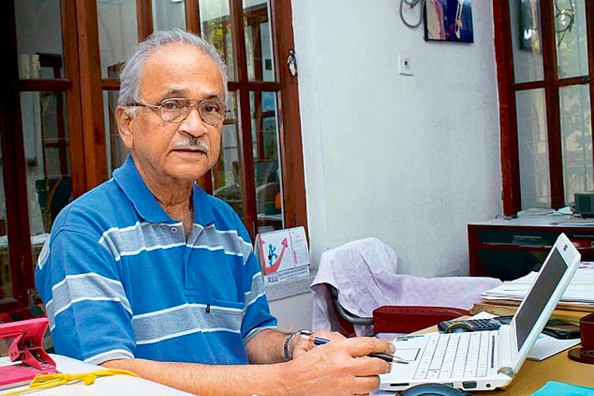 Doctor dilip mahalanabis Inventor of ORS story In Hindi