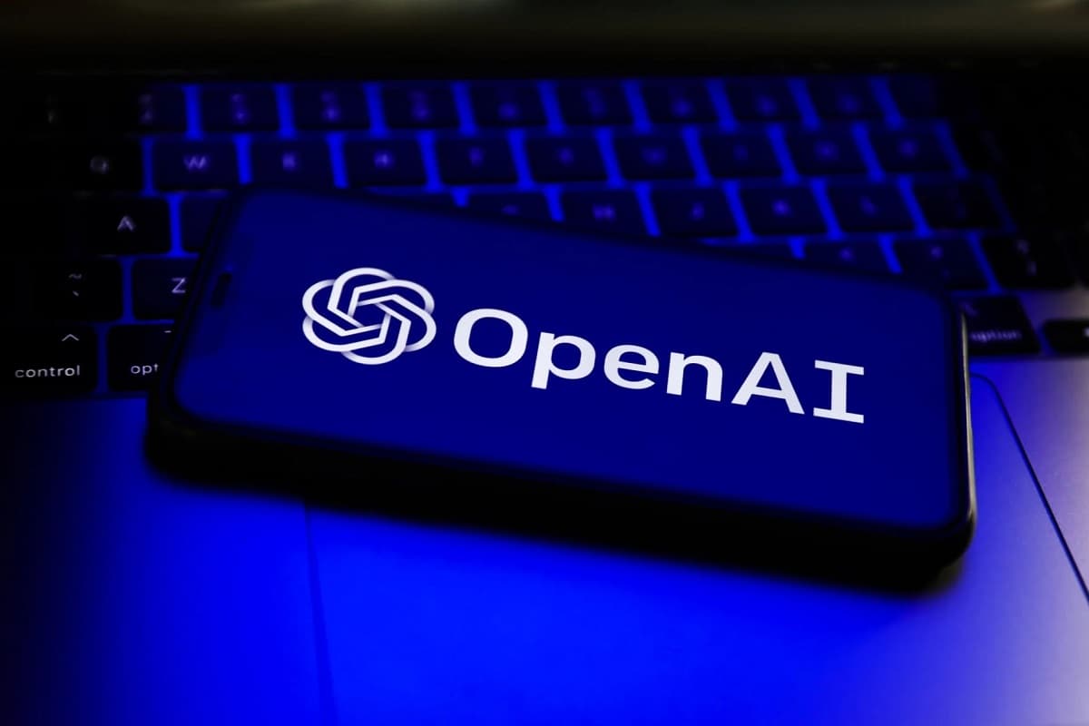 Data Leak Prompts Samsung To Ban Employee Use Of ChatGPT And Other AI ...