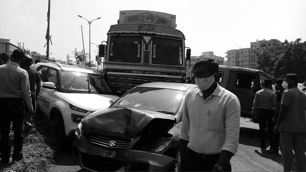 Here's why Punekars are recalling the Santosh Mane case after the Navale Bridge incident