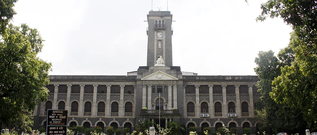 Pune: City on red alert as IMD forecasts heavy rains Pune: City on red alert as IMD forecasts heavy rains